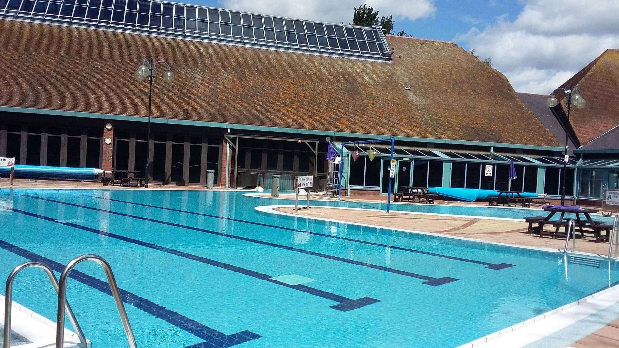 Tonbridge Swimming Pool • Community Active